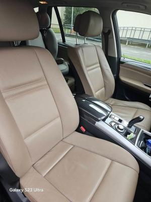 Grey BMW X5 2008 in Tallinn, with an engine capacity of 3.00 L and mileage of 278 thousand km for 7200 €, photo 8 on AUTOMOTO.COM.LV