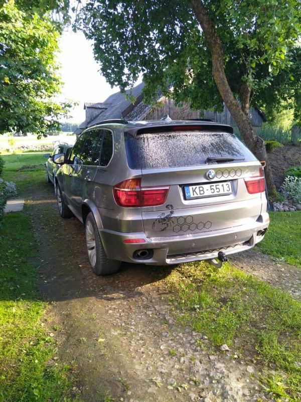 Серый БМВ Х5 2008 в Бауска, объемом двигателя 3.00 л и пробегом 326 тыс. км за 7000 €, фото 8 на AUTOMOTO.COM.LV