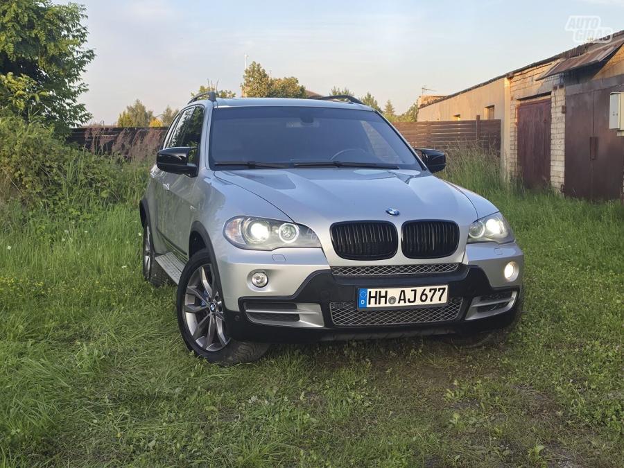 Grey BMW X5 2008 in Kaunas, with an engine capacity of 3.00 L and mileage of 293 thousand km for 7699 €, photo 3 on AUTOMOTO.COM.LV