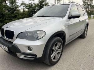 Pelēks BMW X5 2008 Plungė, ar dzinēja tilpumu 2.99 L un nobraukumu 285 tūkst. km par 5600 €, foto  vietnē AUTOMOTO.COM.LV