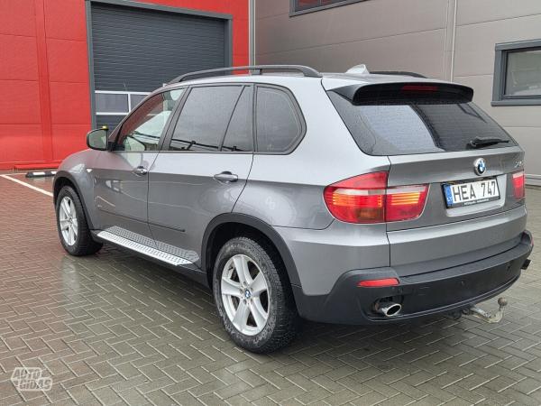 Grey BMW X5 2008 in Vilnius, with an engine capacity of 3.00 L and mileage of 377 thousand km for 6500 €, photo 7 on AUTOMOTO.COM.LV