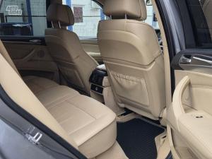 Grey BMW X5 2008 in Vilnius, with an engine capacity of 3.00 L and mileage of 377 thousand km for 6500 €, photo 12 on AUTOMOTO.COM.LV