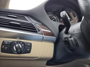 Grey BMW X5 2008 in Vilnius, with an engine capacity of 3.00 L and mileage of 377 thousand km for 6500 €, photo 14 on AUTOMOTO.COM.LV