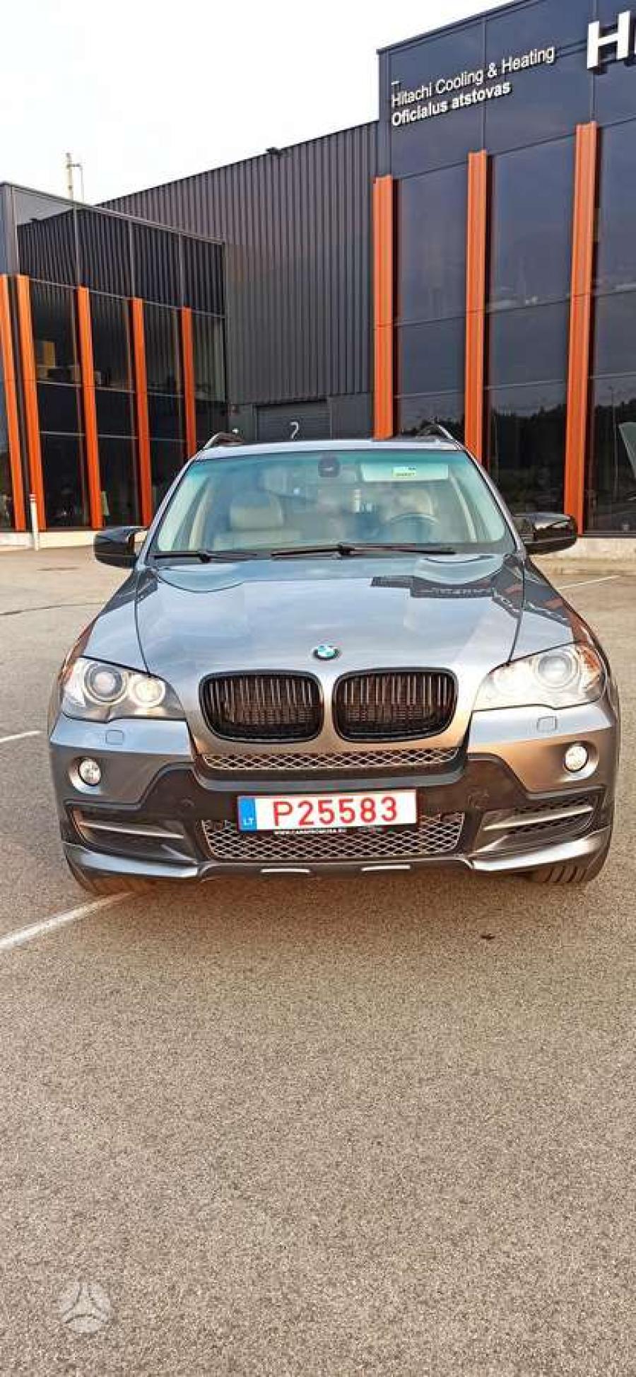 Pelēks BMW X5 2008 Kauņa, ar dzinēja tilpumu 4.80 L un nobraukumu 236 tūkst. km par 4500 €, foto 1 vietnē AUTOMOTO.COM.LV