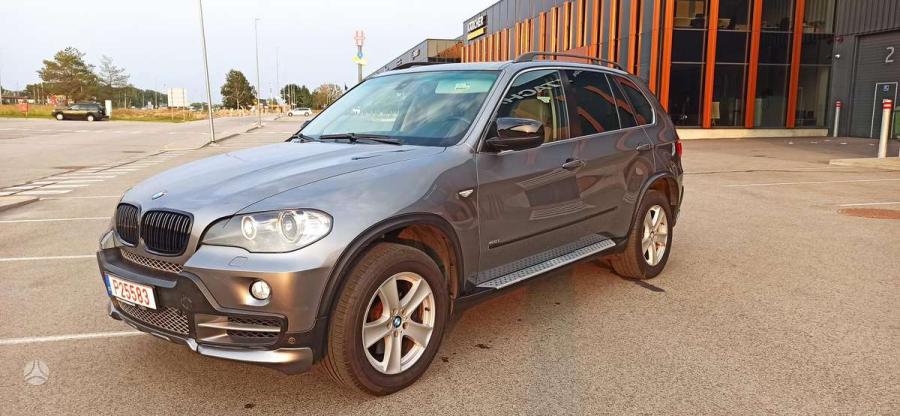Pelēks BMW X5 2008 Kauņa, ar dzinēja tilpumu 4.80 L un nobraukumu 236 tūkst. km par 4500 €, foto 3 vietnē AUTOMOTO.COM.LV