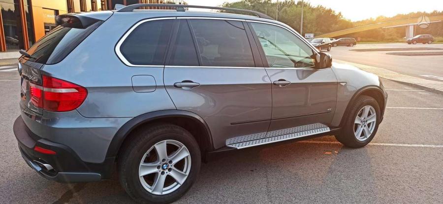 Pelēks BMW X5 2008 Kauņa, ar dzinēja tilpumu 4.80 L un nobraukumu 236 tūkst. km par 4500 €, foto 8 vietnē AUTOMOTO.COM.LV