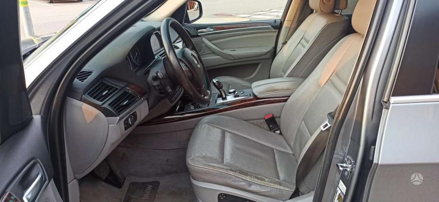 Pelēks BMW X5 2008 Kauņa, ar dzinēja tilpumu 4.80 L un nobraukumu 236 tūkst. km par 4500 €, foto 16 vietnē AUTOMOTO.COM.LV