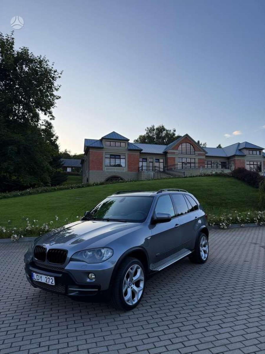 Pelēks BMW X5 2008 Viļņa, ar dzinēja tilpumu 2.99 L un nobraukumu 0 tūkst. km par 6500 €, foto 1 vietnē AUTOMOTO.COM.LV