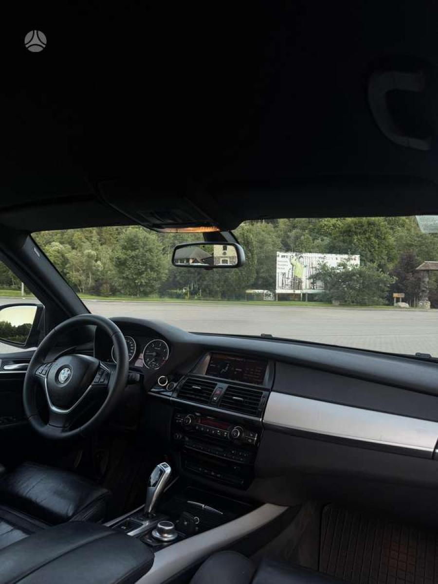 Pelēks BMW X5 2008 Viļņa, ar dzinēja tilpumu 2.99 L un nobraukumu 0 tūkst. km par 6500 €, foto 14 vietnē AUTOMOTO.COM.LV