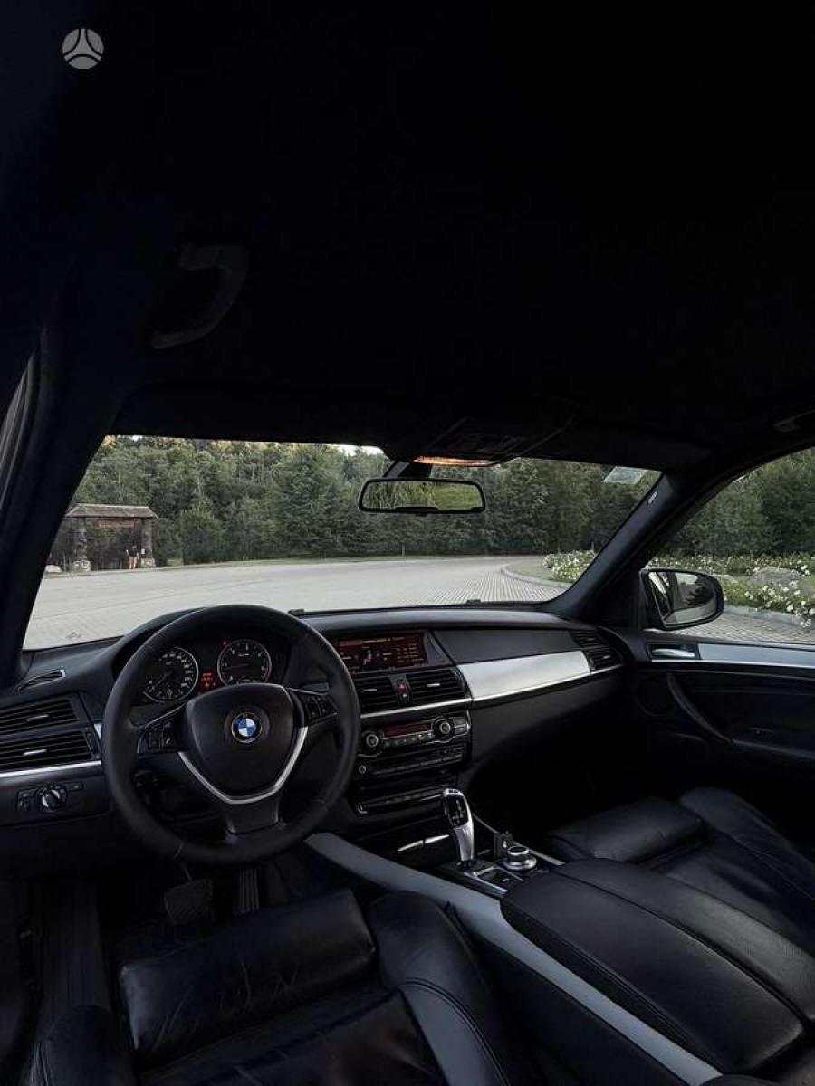 Pelēks BMW X5 2008 Viļņa, ar dzinēja tilpumu 2.99 L un nobraukumu 0 tūkst. km par 6500 €, foto 15 vietnē AUTOMOTO.COM.LV