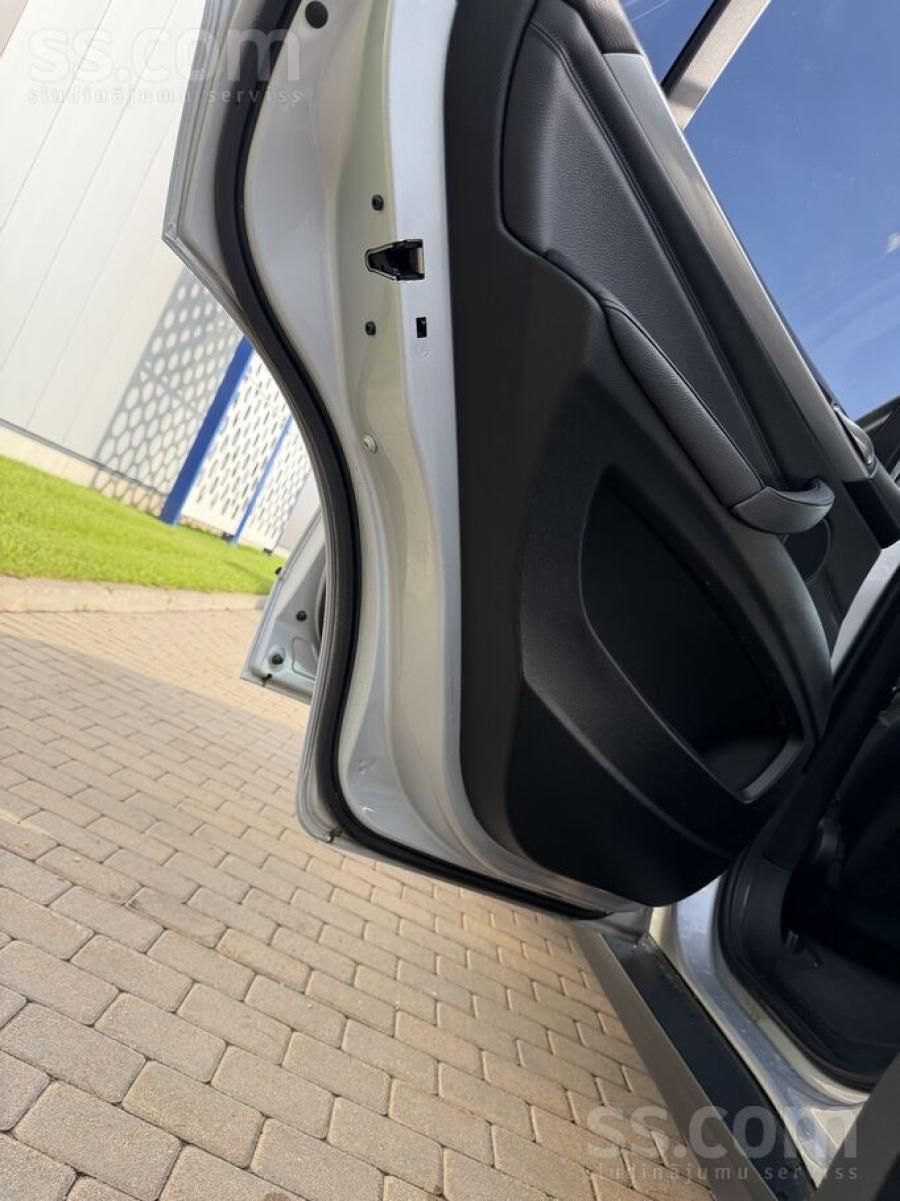Pelēks BMW X5 2008 Rīga, ar dzinēja tilpumu 3.00 L un nobraukumu 299 tūkst. km par 8850 €, foto 18 vietnē AUTOMOTO.COM.LV