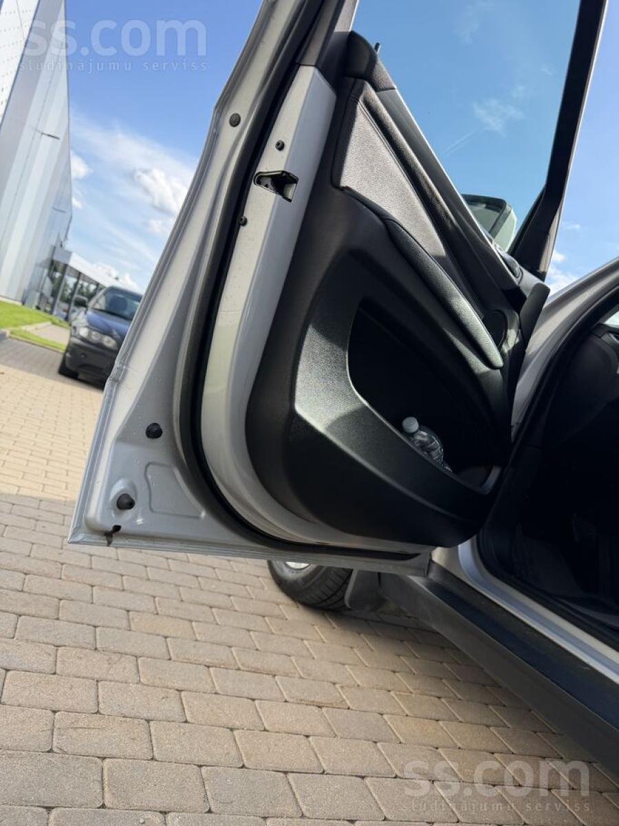 Pelēks BMW X5 2008 Rīga, ar dzinēja tilpumu 3.00 L un nobraukumu 299 tūkst. km par 8850 €, foto 19 vietnē AUTOMOTO.COM.LV