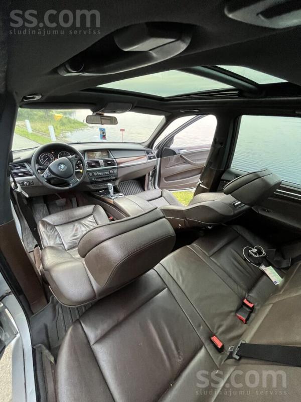 Pelēks BMW X5 2008 Aizkraukle, ar dzinēja tilpumu 3.00 L un nobraukumu 430 tūkst. km par 8499 €, foto 8 vietnē AUTOMOTO.COM.LV