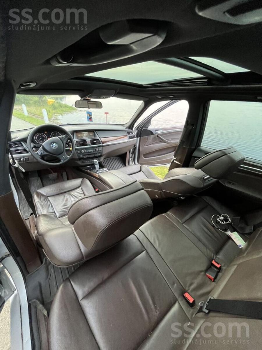 Pelēks BMW X5 2008 Aizkraukle, ar dzinēja tilpumu 3.00 L un nobraukumu 430 tūkst. km par 8499 €, foto 9 vietnē AUTOMOTO.COM.LV