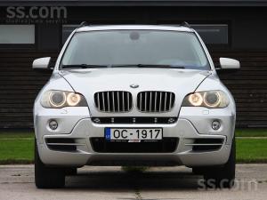 Grey BMW X5 2008 in Riga, with an engine capacity of 3.00 L and mileage of 373 thousand km for 8700 €, photo 3 on AUTOMOTO.COM.LV