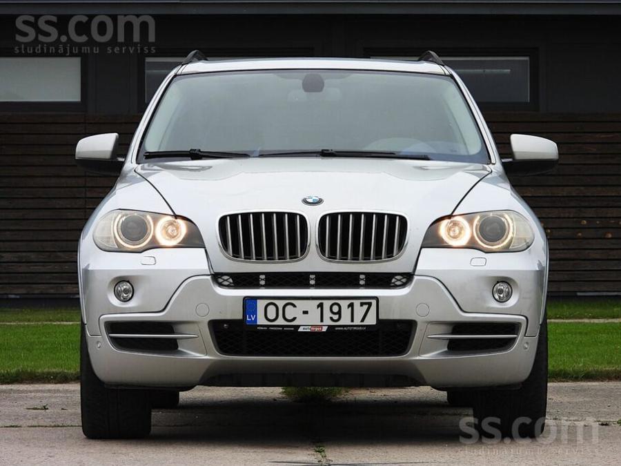Grey BMW X5 2008 in Riga, with an engine capacity of 3.00 L and mileage of 373 thousand km for 8700 €, photo 3 on AUTOMOTO.COM.LV
