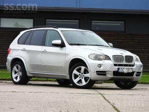 Grey BMW X5 2008 in Riga, with an engine capacity of 3.00 L and mileage of 373 thousand km for 8700 €, photo 4 on AUTOMOTO.COM.LV