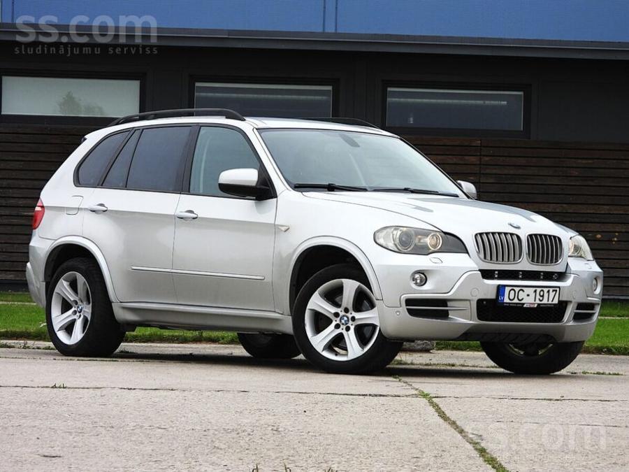 Grey BMW X5 2008 in Riga, with an engine capacity of 3.00 L and mileage of 373 thousand km for 8700 €, photo 4 on AUTOMOTO.COM.LV