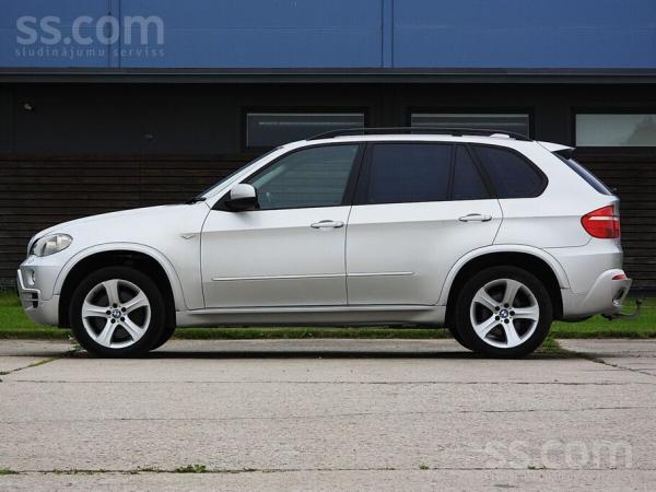 Pelēks BMW X5 2008 Rīga, ar dzinēja tilpumu 3.00 L un nobraukumu 373 tūkst. km par 8700 €, foto 4 vietnē AUTOMOTO.COM.LV
