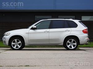 Grey BMW X5 2008 in Riga, with an engine capacity of 3.00 L and mileage of 373 thousand km for 8700 €, photo 5 on AUTOMOTO.COM.LV