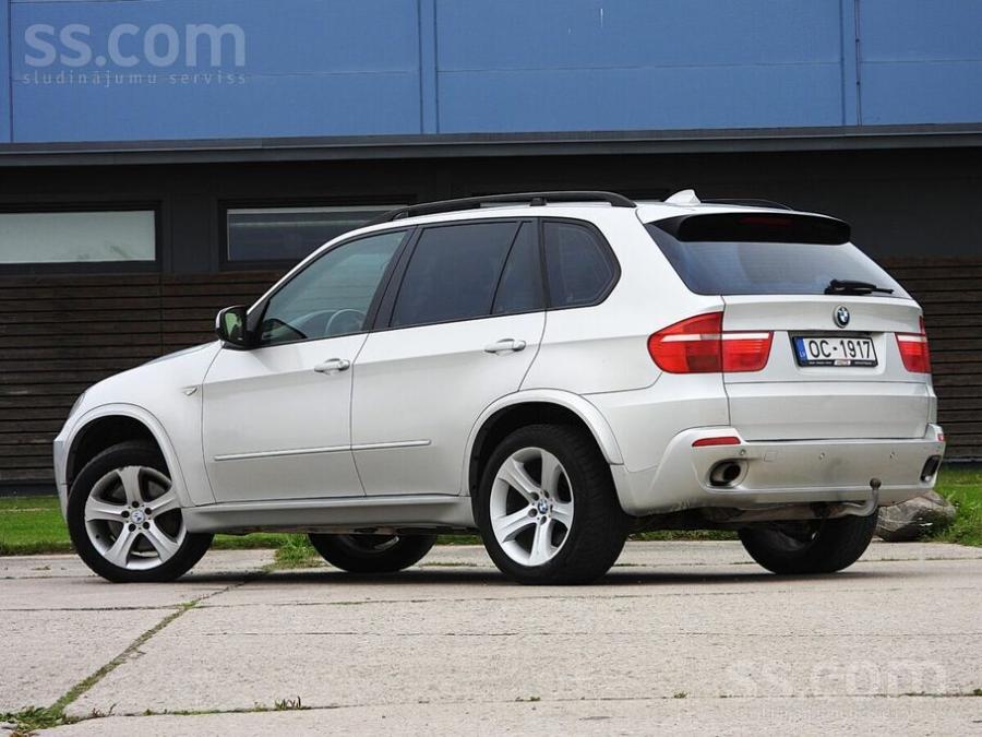 Grey BMW X5 2008 in Riga, with an engine capacity of 3.00 L and mileage of 373 thousand km for 8700 €, photo 6 on AUTOMOTO.COM.LV