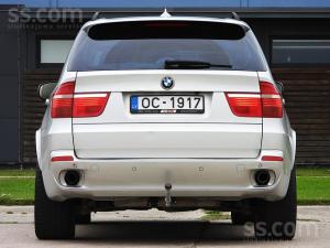 Grey BMW X5 2008 in Riga, with an engine capacity of 3.00 L and mileage of 373 thousand km for 8700 €, photo 7 on AUTOMOTO.COM.LV