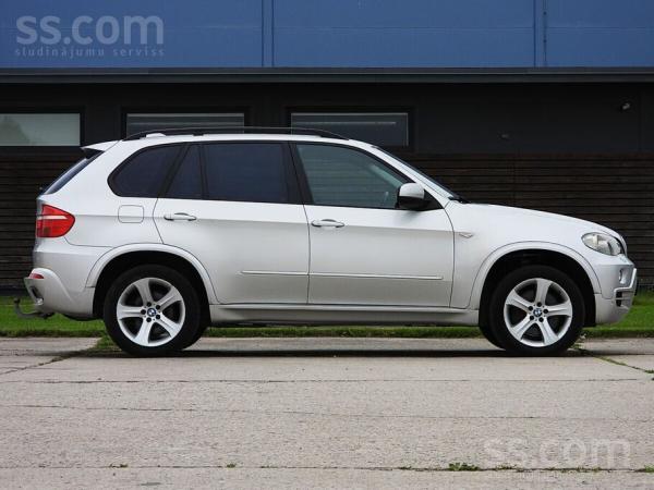 Pelēks BMW X5 2008 Rīga, ar dzinēja tilpumu 3.00 L un nobraukumu 373 tūkst. km par 8700 €, foto 8 vietnē AUTOMOTO.COM.LV