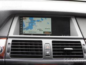 Grey BMW X5 2008 in Riga, with an engine capacity of 3.00 L and mileage of 373 thousand km for 8700 €, photo 21 on AUTOMOTO.COM.LV