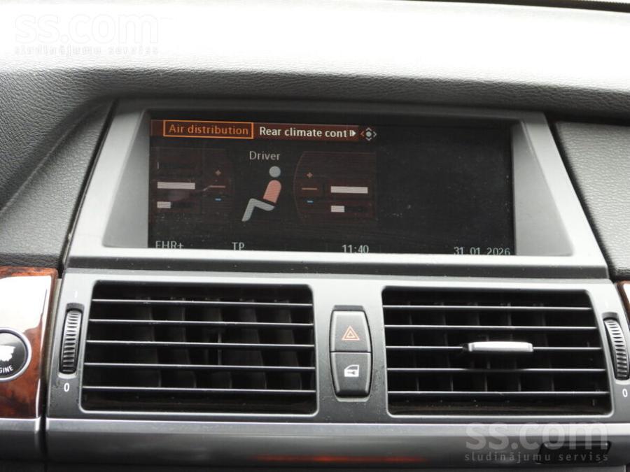 Grey BMW X5 2008 in Riga, with an engine capacity of 3.00 L and mileage of 373 thousand km for 8700 €, photo 22 on AUTOMOTO.COM.LV