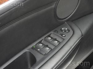 Grey BMW X5 2008 in Riga, with an engine capacity of 3.00 L and mileage of 373 thousand km for 8700 €, photo 24 on AUTOMOTO.COM.LV