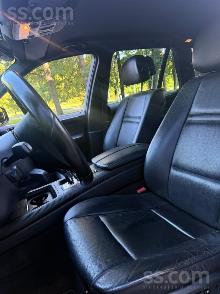Pelēks BMW X5 2008 Rīga, ar dzinēja tilpumu 3.00 L un nobraukumu 0 tūkst. km par 8900 €, foto 10 vietnē AUTOMOTO.COM.LV