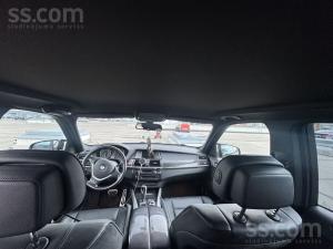 Grey BMW X5 2008 in Riga, with an engine capacity of 3.50 L and mileage of 182 thousand km for 11000 €, photo 6 on AUTOMOTO.COM.LV