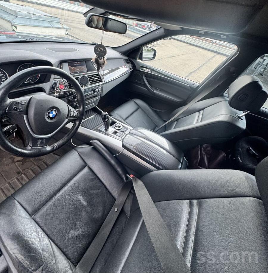 Grey BMW X5 2008 in Riga, with an engine capacity of 3.50 L and mileage of 182 thousand km for 11000 €, photo 9 on AUTOMOTO.COM.LV