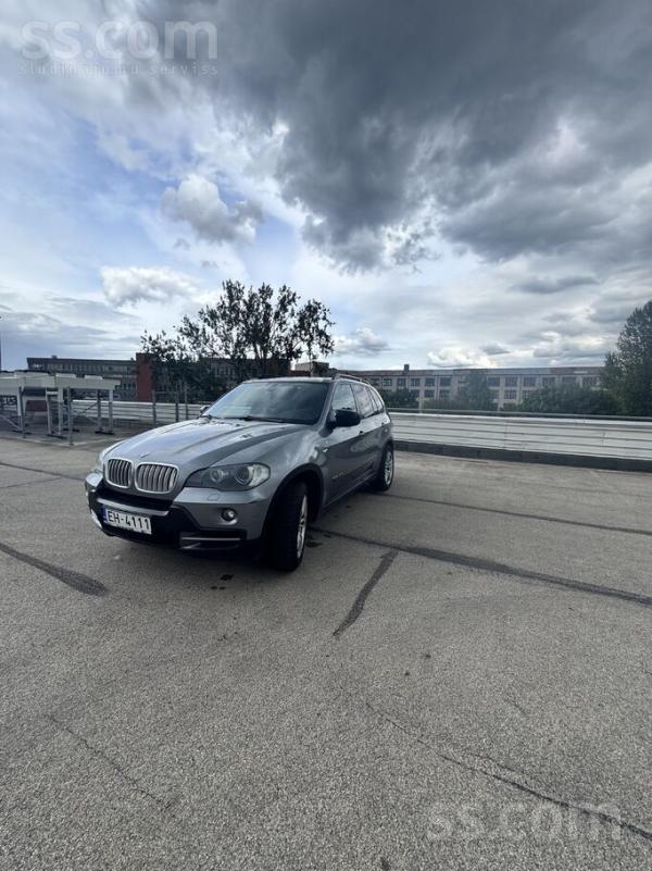 Pelēks BMW X5 2008 Rīga, ar dzinēja tilpumu 3.50 L un nobraukumu 182 tūkst. km par 11000 €, foto 2 vietnē AUTOMOTO.COM.LV