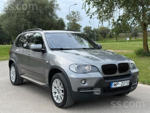 Pelēks BMW X5 2008 Rīga, ar dzinēja tilpumu 3.00 L un nobraukumu 385 tūkst. km par 8450 €, foto  vietnē AUTOMOTO.COM.LV