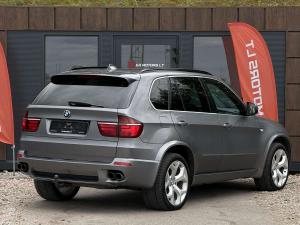 Pelēks BMW X5 2008 Viļņa, ar dzinēja tilpumu 2.99 L un nobraukumu 373 tūkst. km par 9400 €, foto 6 vietnē AUTOMOTO.COM.LV