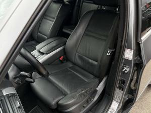 Pelēks BMW X5 2008 Viļņa, ar dzinēja tilpumu 2.99 L un nobraukumu 373 tūkst. km par 9400 €, foto 13 vietnē AUTOMOTO.COM.LV