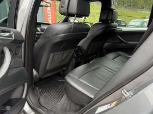 Pelēks BMW X5 2008 Viļņa, ar dzinēja tilpumu 2.99 L un nobraukumu 373 tūkst. km par 9400 €, foto 16 vietnē AUTOMOTO.COM.LV