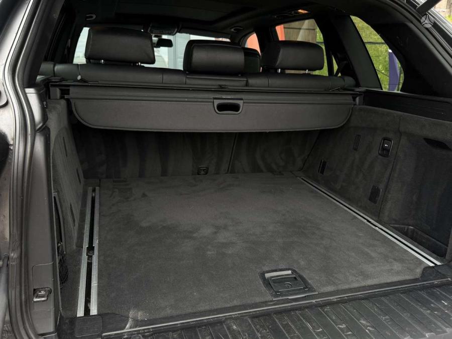 Pelēks BMW X5 2008 Viļņa, ar dzinēja tilpumu 2.99 L un nobraukumu 373 tūkst. km par 9400 €, foto 21 vietnē AUTOMOTO.COM.LV