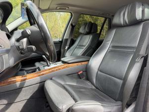 Grey BMW X5 2008 in Kaunas, with an engine capacity of 2.99 L and mileage of 339 thousand km for 5850 €, photo 13 on AUTOMOTO.COM.LV