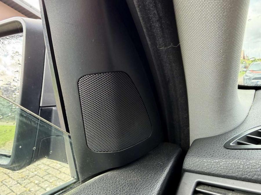 Grey BMW X5 2008 in Kaunas, with an engine capacity of 2.99 L and mileage of 339 thousand km for 5850 €, photo 19 on AUTOMOTO.COM.LV
