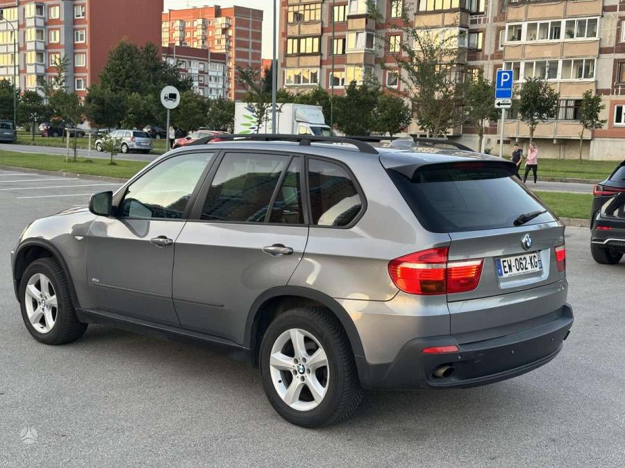 Pelēks BMW X5 2008 Klaipėda, ar dzinēja tilpumu 2.99 L un nobraukumu 280 tūkst. km par 4999 €, foto 9 vietnē AUTOMOTO.COM.LV