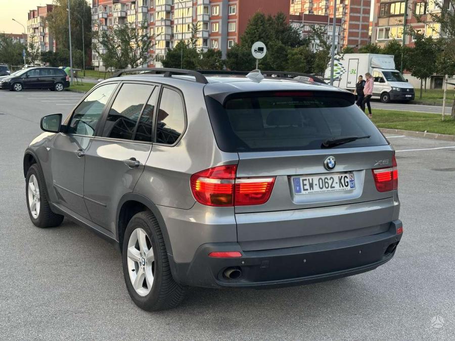 Pelēks BMW X5 2008 Klaipėda, ar dzinēja tilpumu 2.99 L un nobraukumu 280 tūkst. km par 4999 €, foto 10 vietnē AUTOMOTO.COM.LV