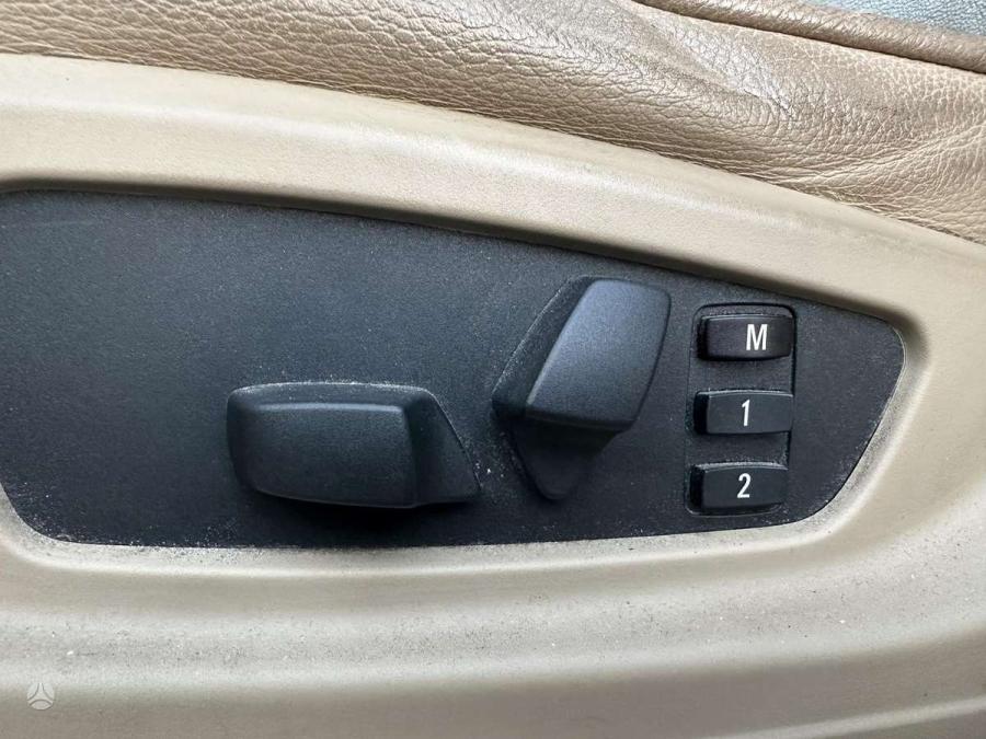 Pelēks BMW X5 2008 Klaipėda, ar dzinēja tilpumu 2.99 L un nobraukumu 280 tūkst. km par 4999 €, foto 28 vietnē AUTOMOTO.COM.LV