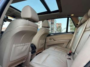 Pelēks BMW X5 2008 Klaipėda, ar dzinēja tilpumu 2.99 L un nobraukumu 280 tūkst. km par 4999 €, foto 31 vietnē AUTOMOTO.COM.LV