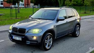 Grey BMW X5 2008 in Siauliai, with an engine capacity of 2.99 L and mileage of 339 thousand km for 6700 €, photo 8 on AUTOMOTO.COM.LV