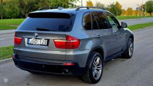 Grey BMW X5 2008 in Siauliai, with an engine capacity of 2.99 L and mileage of 339 thousand km for 6700 €, photo 14 on AUTOMOTO.COM.LV