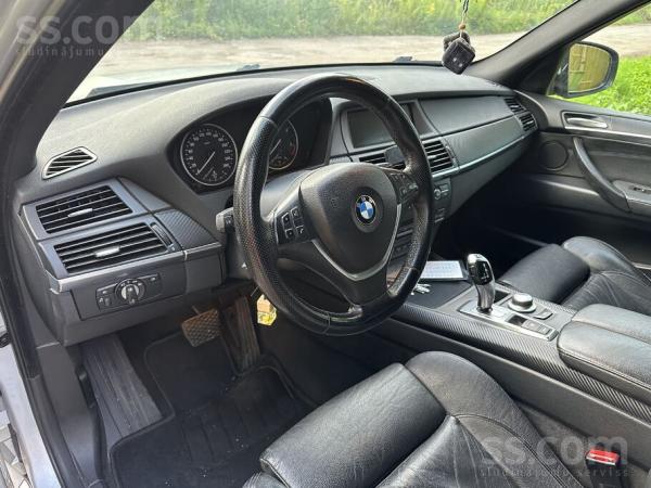 Pelēks BMW X5 2008 Rīga, ar dzinēja tilpumu 3.00 L un nobraukumu 307 tūkst. km par 7600 €, foto 8 vietnē AUTOMOTO.COM.LV