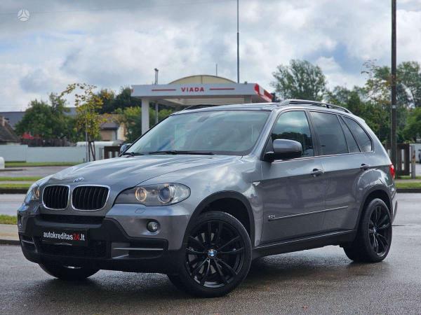 Grey BMW X5 2008 in Siauliai, with an engine capacity of 3.00 L and mileage of 237 thousand km for 8950 €, photo 5 on AUTOMOTO.COM.LV