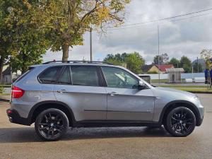 Pelēks BMW X5 2008 Šauļi, ar dzinēja tilpumu 3.00 L un nobraukumu 237 tūkst. km par 8950 €, foto 9 vietnē AUTOMOTO.COM.LV